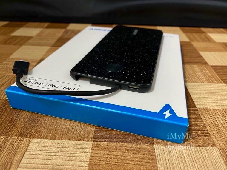 【レビュー】薄さ7.5mmのモバイルバッテリーAnker 「PowerCore III Slim 5000」【Lightning ケーブル内蔵 ...